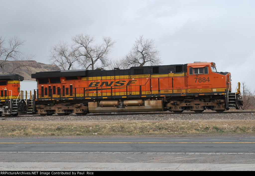 BNSF 7884
